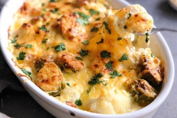 Keto Sides | Chessy Keto Cauliflower Au Gratin Recipe - Ketogenic.com
