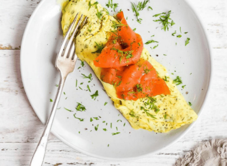 Keto Cucumber & Smoked Salmon Appetizer Recipe - Ketogenic.com
